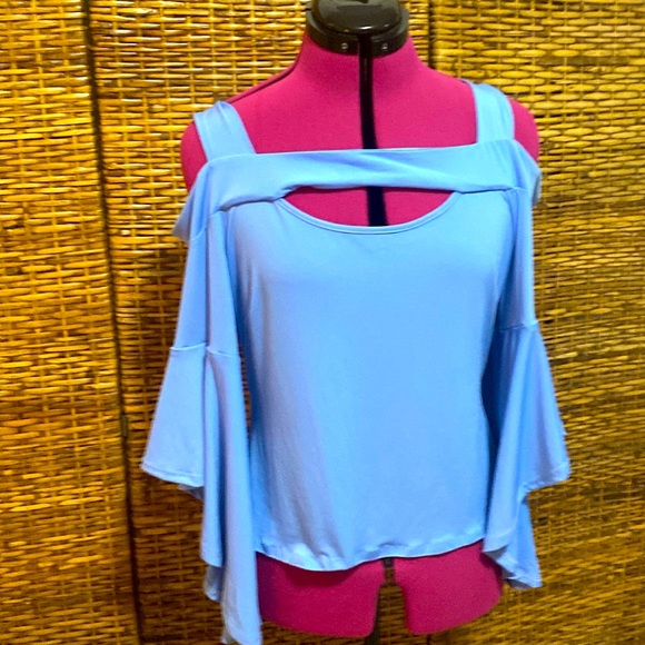 VENUS | Tops | Euc Venus Lavender Purple Peekaboo Shoulder Chest Sexy ...